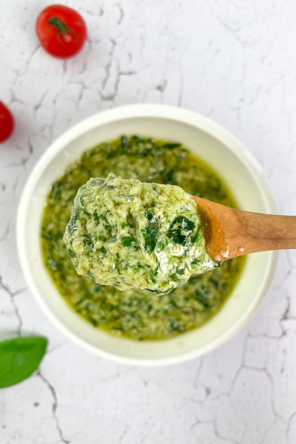 Homemade Pesto without Cheese (Vegan) - a little love